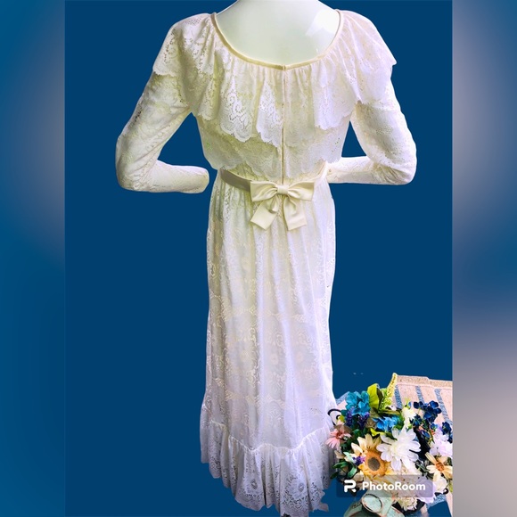 Lorrie Deb | Dresses | Vintage Size 112 Off White 196s70s Lorrie Deb ...